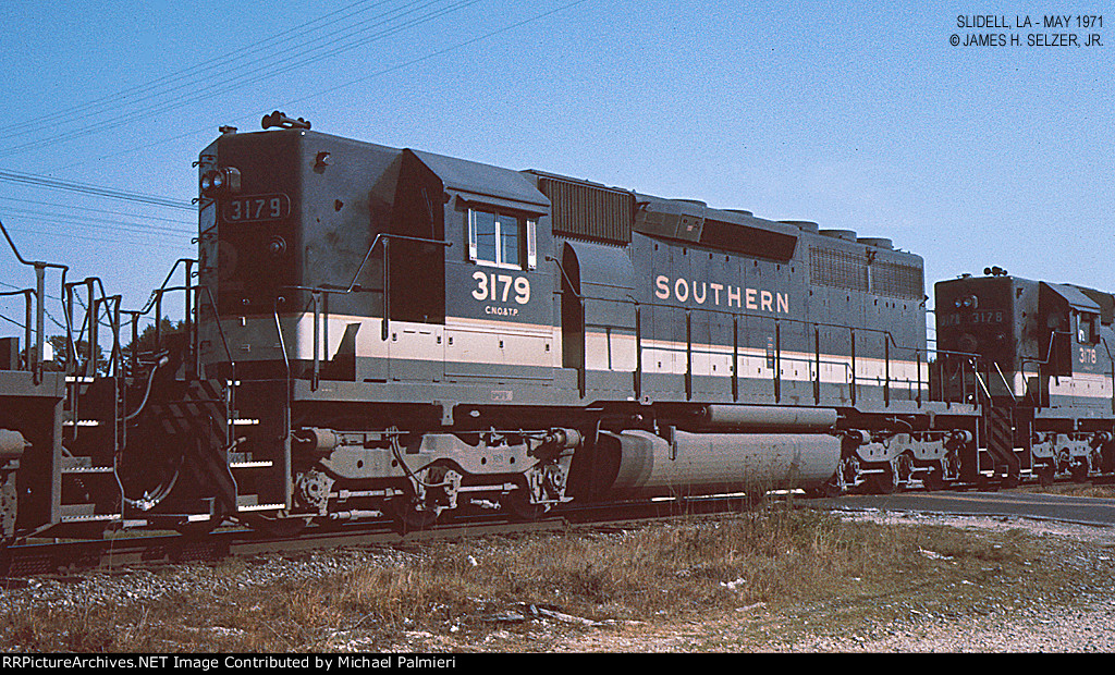SOU SD40 3179